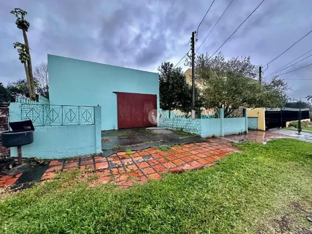Casa / Sobrado para Venda em Santa Maria/RS Camobi 3 Quartos