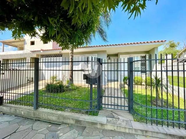 Casa / Sobrado para Venda em Santa Maria/RS Camobi 3 Quartos