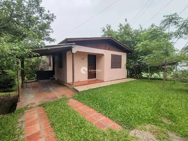 Casa / Sobrado para Venda em Santa Maria/RS Camobi 3 Quartos