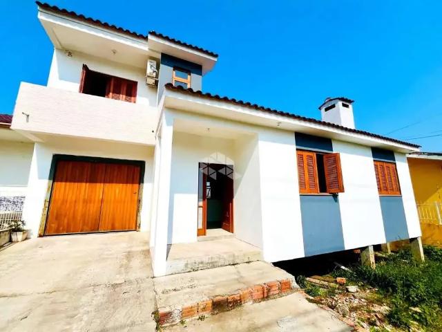 Casa / Sobrado para Venda em Santa Maria/RS Camobi 3 Quartos