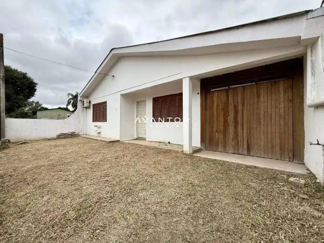 Casa / Sobrado para Venda em Santa Maria/RS Camobi 3 Quartos