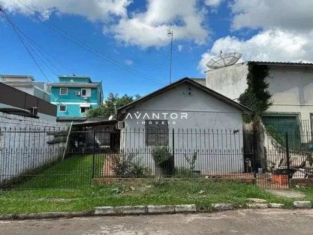 Casa / Sobrado para Venda em Santa Maria/RS Camobi 3 Quartos