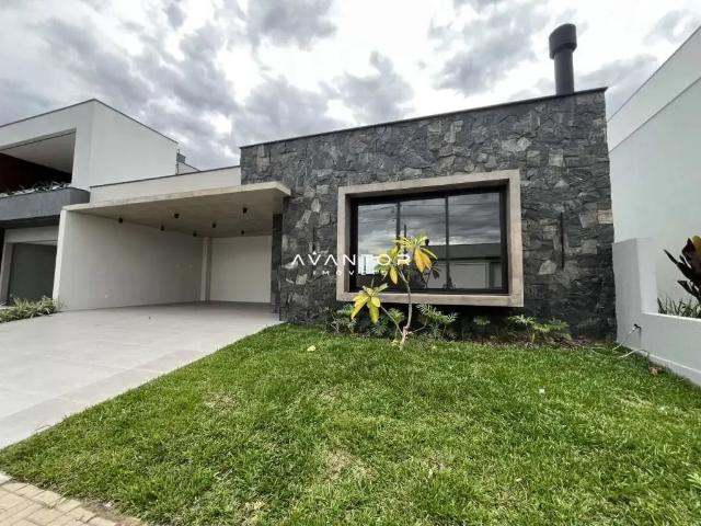 Casa / Sobrado para Venda em Santa Maria/RS Camobi 3 Quartos