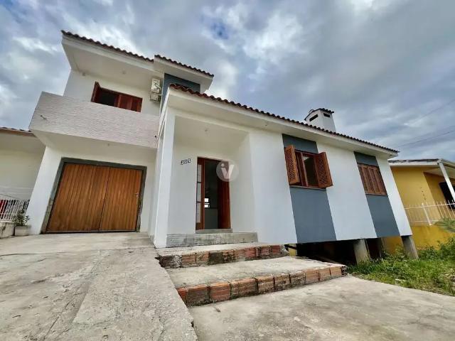 Casa / Sobrado para Venda em Santa Maria/RS Camobi 3 Quartos