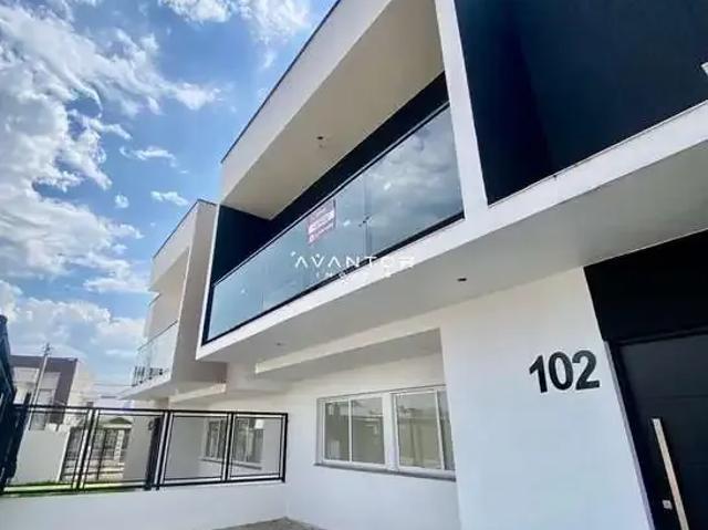 Casa / Sobrado para Venda em Santa Maria/RS Camobi 3 Quartos