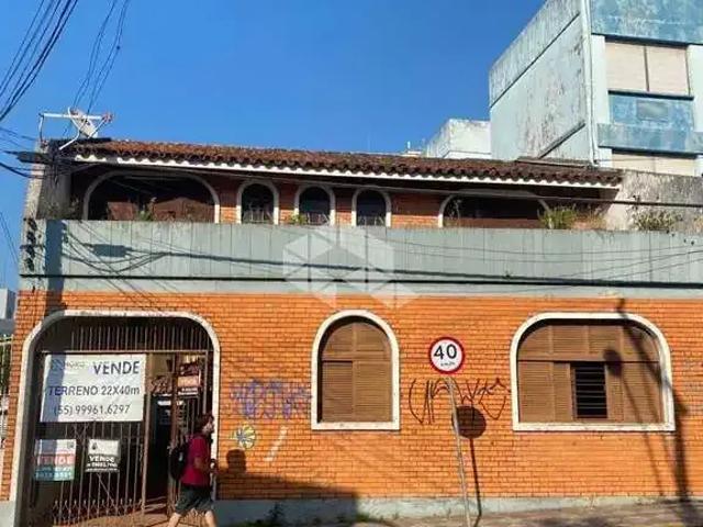 Casa / Sobrado para Venda em Santa Maria/RS Centro 4 Quartos