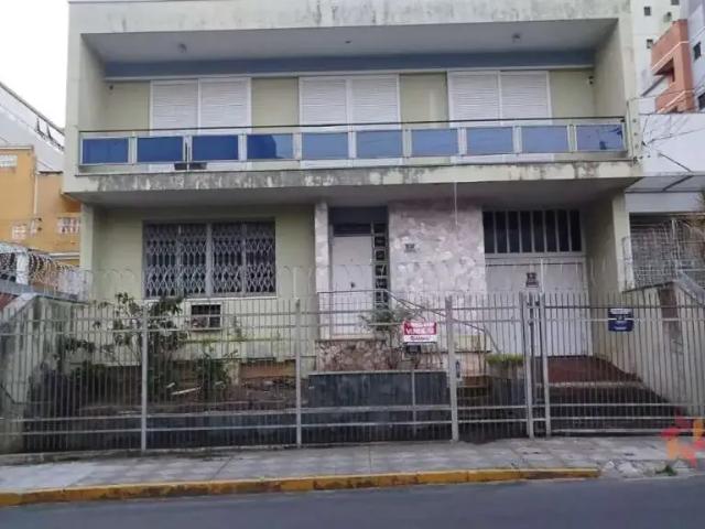 Casa / Sobrado para Venda em Santa Maria/RS Centro 4 Quartos
