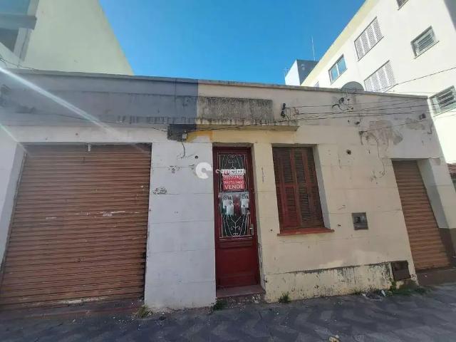 Casa / Sobrado para Venda em Santa Maria/RS Centro 5 Quartos