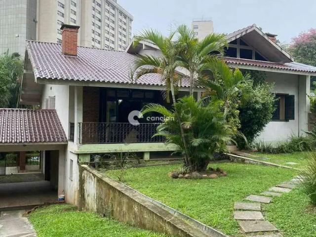 Casa / Sobrado para Venda em Santa Maria/RS Centro 5 Quartos