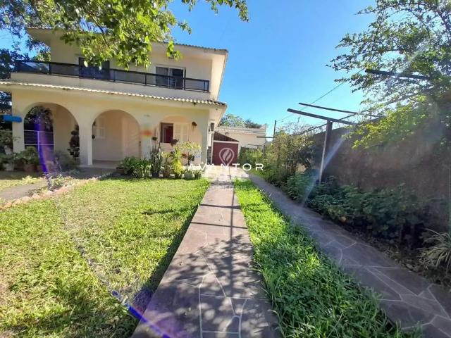 Casa / Sobrado para Venda em Santa Maria/RS Chácara das Flores 6 Quartos