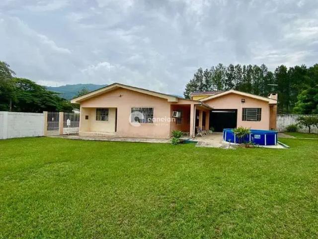 Casa / Sobrado para Venda em Santa Maria/RS Chácara das Flores 3 Quartos