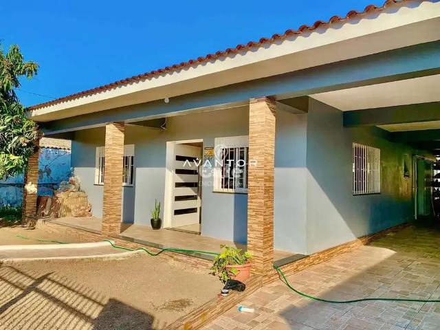 Casa / Sobrado para Venda em Santa Maria/RS Divina Providência 3 Quartos