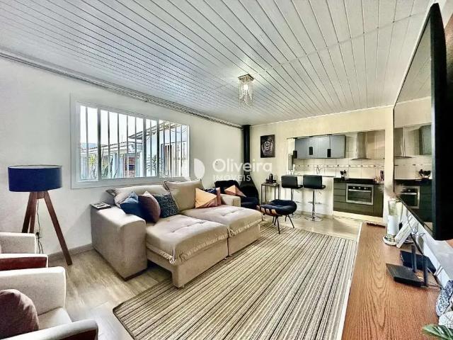 Casa / Sobrado para Venda em Santa Maria/RS Juscelino Kubitschek 2 Quartos
