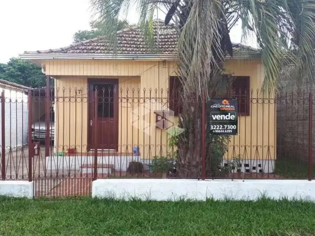Casa / Sobrado para Venda em Santa Maria/RS Juscelino Kubitschek 3 Quartos