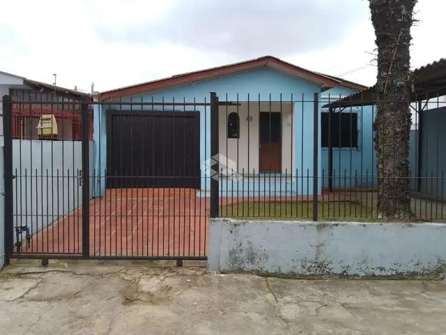 Casa / Sobrado para Venda em Santa Maria/RS Juscelino Kubitschek 3 Quartos