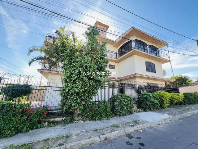 Casa / Sobrado para Venda em Santa Maria/RS Juscelino Kubitschek 3 Quartos