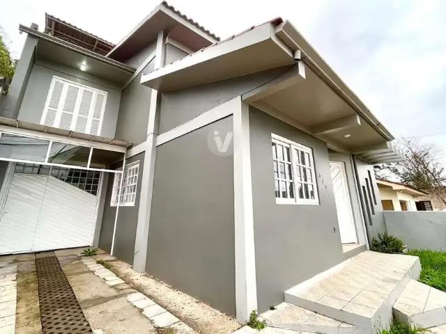 Casa / Sobrado para Venda em Santa Maria/RS Juscelino Kubitschek 5 Quartos
