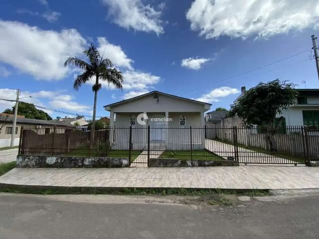 Casa / Sobrado para Venda em Santa Maria/RS Lorenzi 3 Quartos