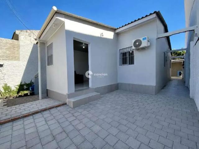 Casa / Sobrado para Venda em Santa Maria/RS Passo D'Areia 2 Quartos