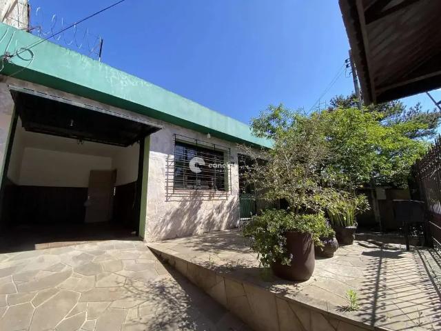 Casa / Sobrado para Venda em Santa Maria/RS Passo D'Areia 3 Quartos