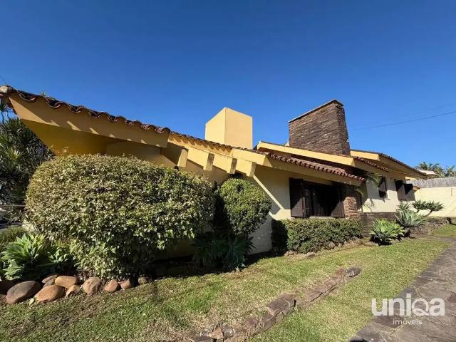 Casa / Sobrado para Venda em Santa Maria/RS São José 3 Quartos