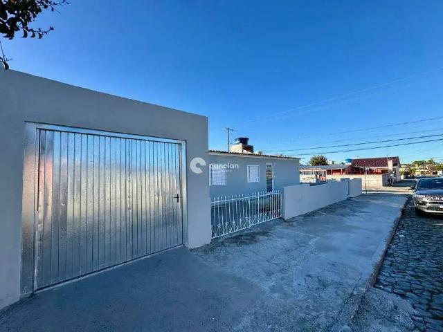 Casa / Sobrado para Venda em Santa Maria/RS Tancredo Neves 3 Quartos