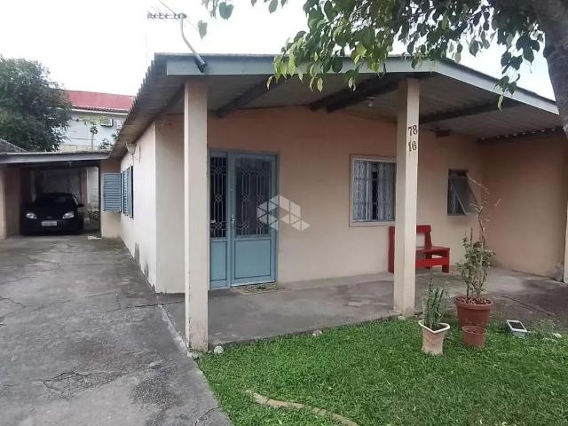 Casa / Sobrado para Venda em Santa Maria/RS Tancredo Neves 3 Quartos
