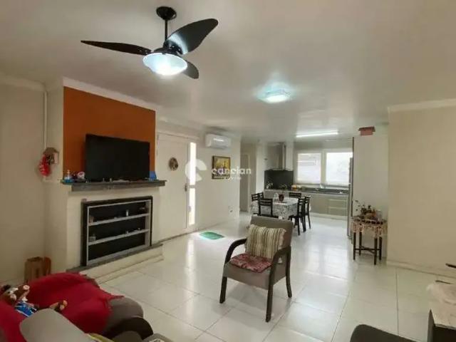 Casa / Sobrado para Venda em Santa Maria/RS Tomazetti 3 Quartos