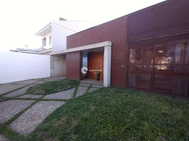 Casa / Sobrado para Venda em Santa Maria/RS Tomazetti 3 Quartos