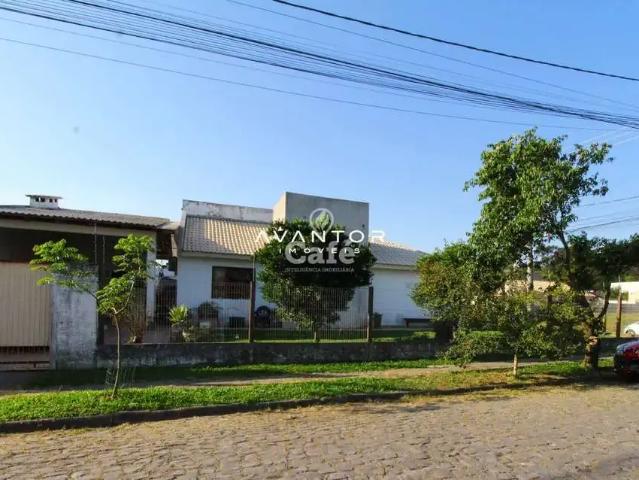 Casa / Sobrado para Venda em Santa Maria/RS Tomazetti 3 Quartos