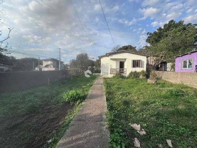 Casa / Sobrado para Venda em Santa Maria/RS Tomazetti 3 Quartos