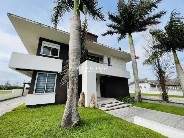 Casa / Sobrado para Venda em Santa Maria/RS Tomazetti 3 Quartos