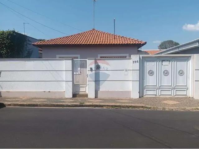 Casa / Sobrado para Venda em Santa Rita do Passa Quatro/SP Centro 3 Quartos