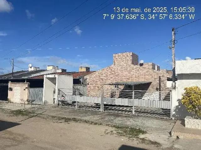 Casa / Sobrado para Venda em Santa Rita/PB Aeroporto 2 Quartos
