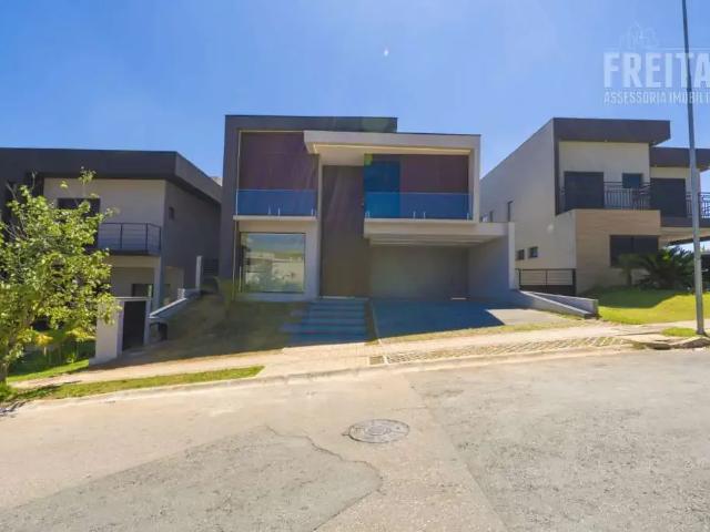Casa / Sobrado para Venda em Santana de Parnaíba/SP Colinas da Anhangüera 4 Quartos