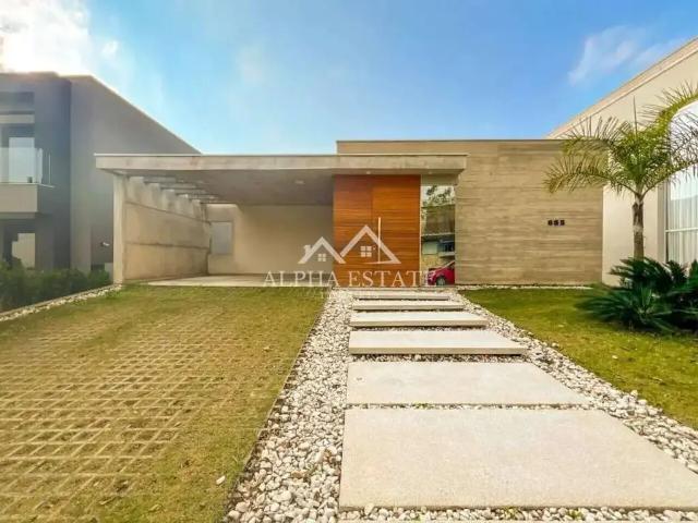 Casa / Sobrado para Venda em Santana de Parnaíba/SP Centro Empresarial Tamboré 3 Quartos