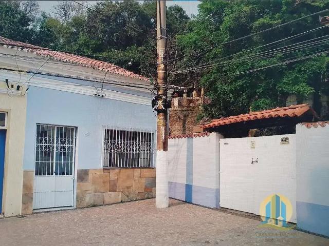 Casa / Sobrado para Venda em Santana de Parnaíba/SP Centro 3 Quartos