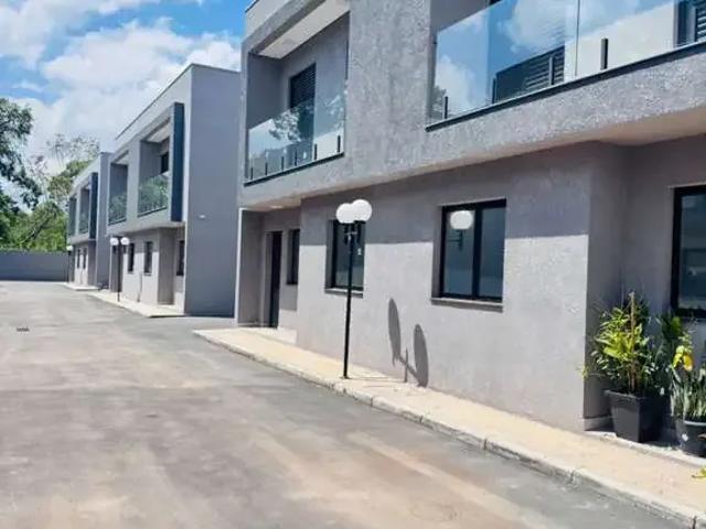 Casa / Sobrado para Venda em Santana de Parnaíba/SP Chácara do Solar I Fazendinha 2 Quartos