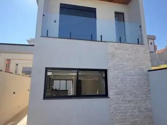 Casa / Sobrado para Venda em Santana de Parnaíba/SP Chácara Jaguari Fazendinha 3 Quartos