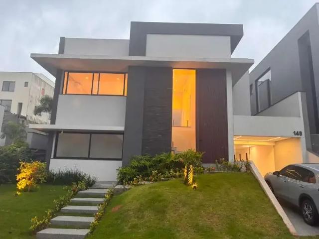 Casa / Sobrado para Venda em Santana de Parnaíba/SP Cidade Tamboré 3 Quartos