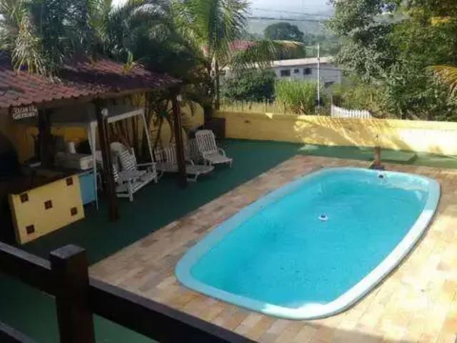 Casa / Sobrado para Venda em Santana de Parnaíba/SP Cristal Park 3 Quartos