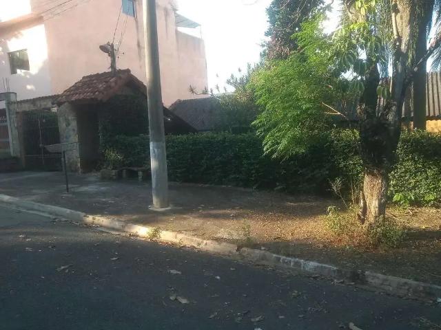 Casa / Sobrado para Venda em Santana de Parnaíba/SP Cristal Park 6 Quartos