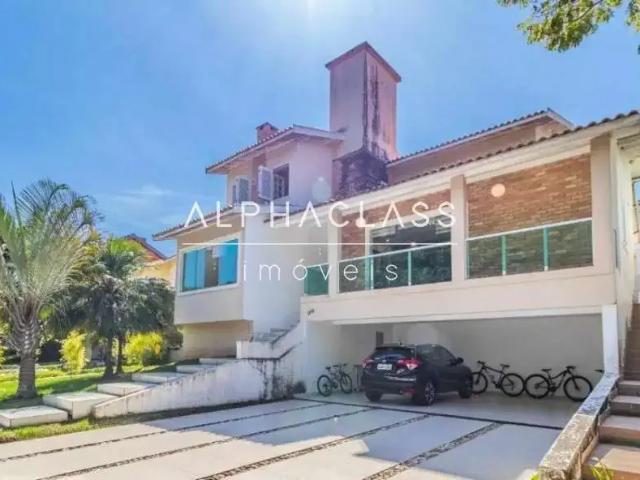 Casa / Sobrado para Venda em Santana de Parnaíba/SP Alphaville 4 Quartos