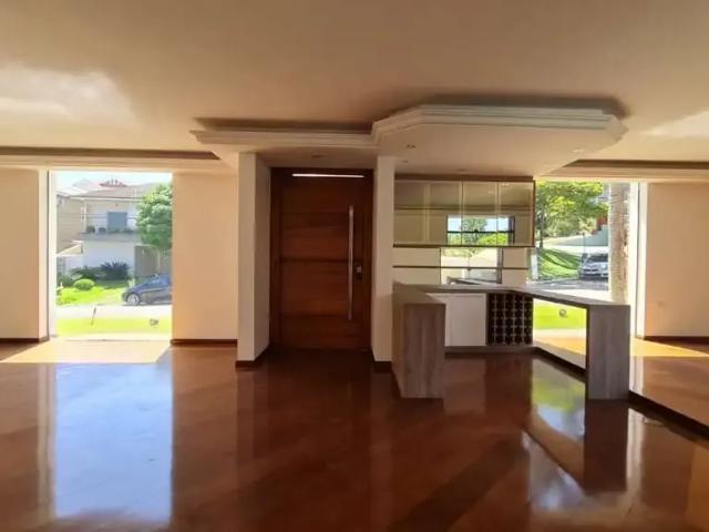 Casa / Sobrado para Venda em Santana de Parnaíba/SP Alphaville 4 Quartos