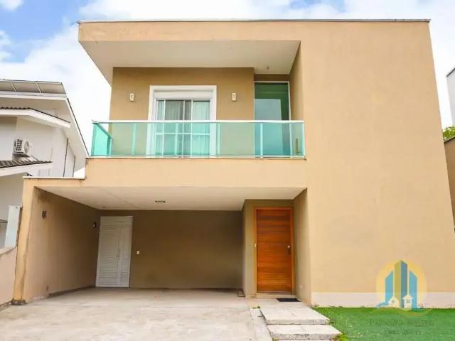 Casa / Sobrado para Venda em Santana de Parnaíba/SP Alphaville 4 Quartos