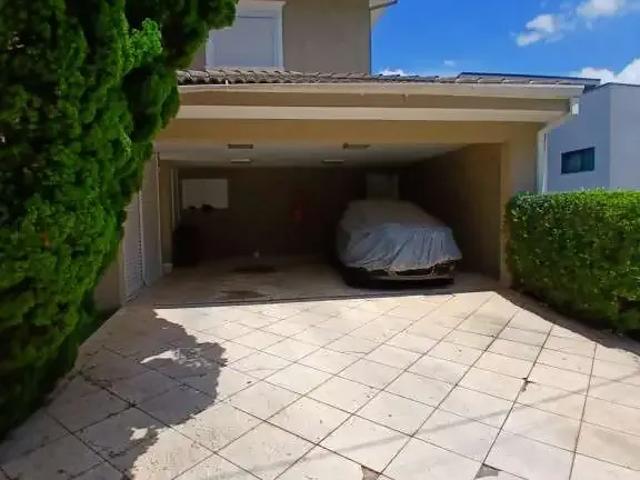 Casa / Sobrado para Venda em Santana de Parnaíba/SP Alphaville 4 Quartos