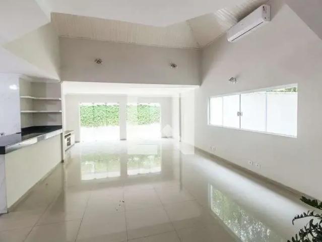 Casa / Sobrado para Venda em Santana de Parnaíba/SP Alphaville 4 Quartos