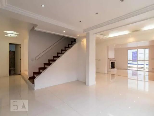 Casa / Sobrado para Venda em Santana de Parnaíba/SP Alphaville 4 Quartos