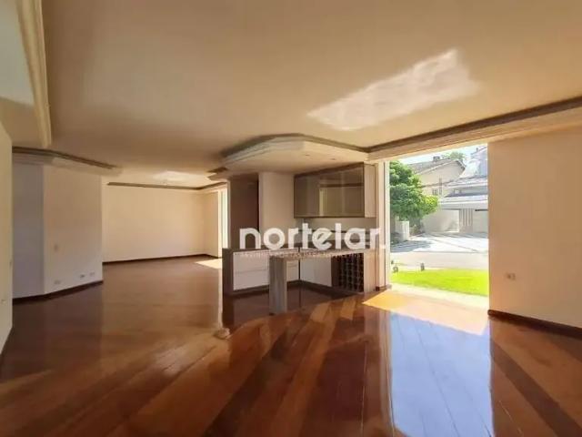 Casa / Sobrado para Venda em Santana de Parnaíba/SP Alphaville Residencial 5 4 Quartos