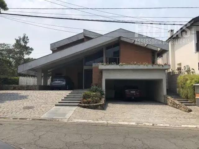 Casa / Sobrado para Venda em Santana de Parnaíba/SP Alphaville 4 Quartos